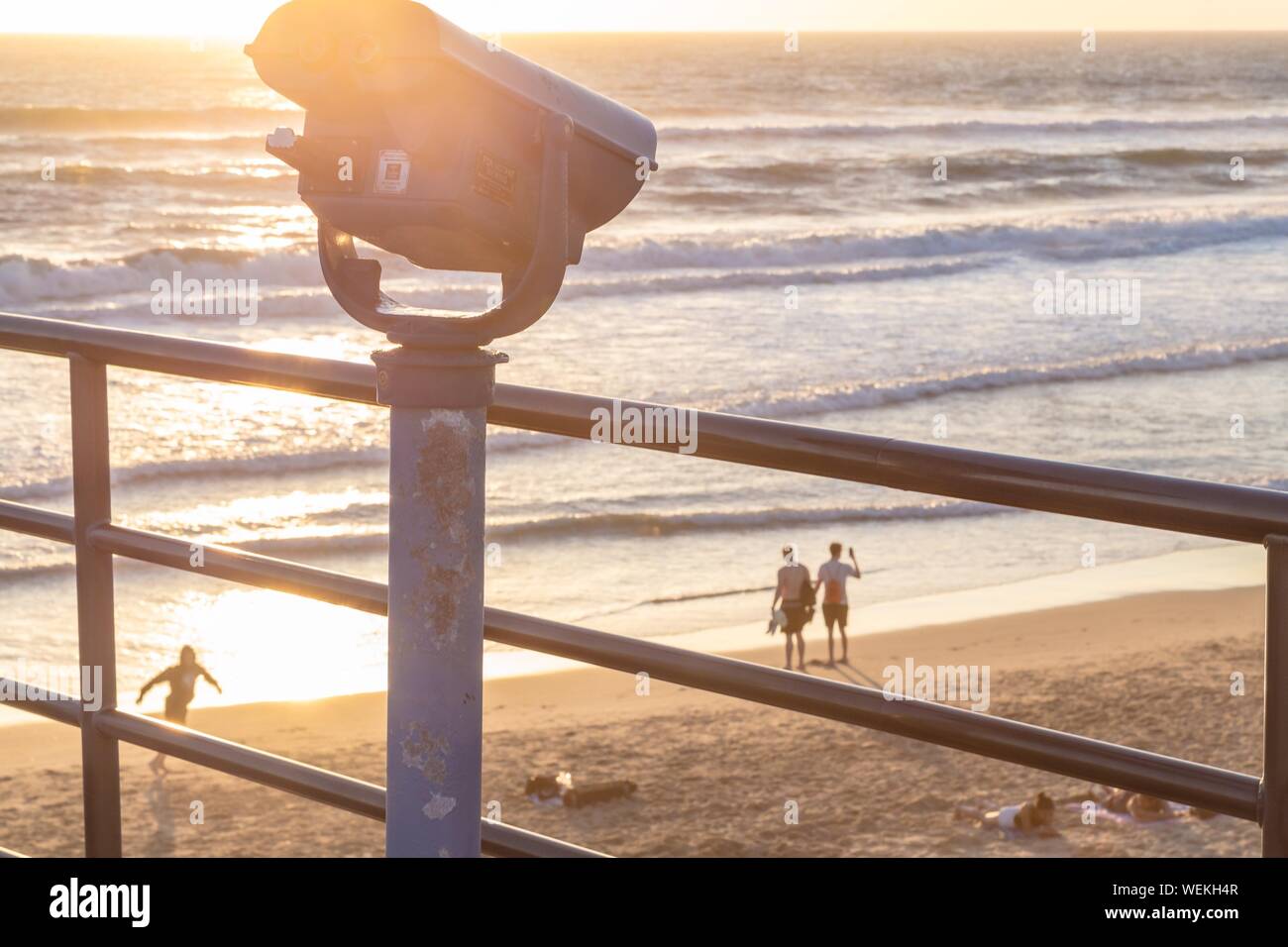 Non coin operated hi-res stock photography and images - Alamy