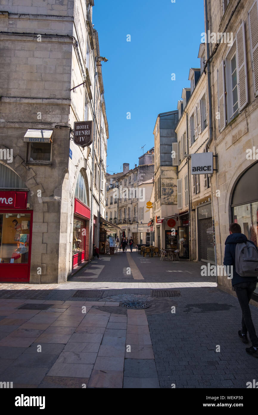 La rochelle cafe hi-res stock photography and images - Alamy