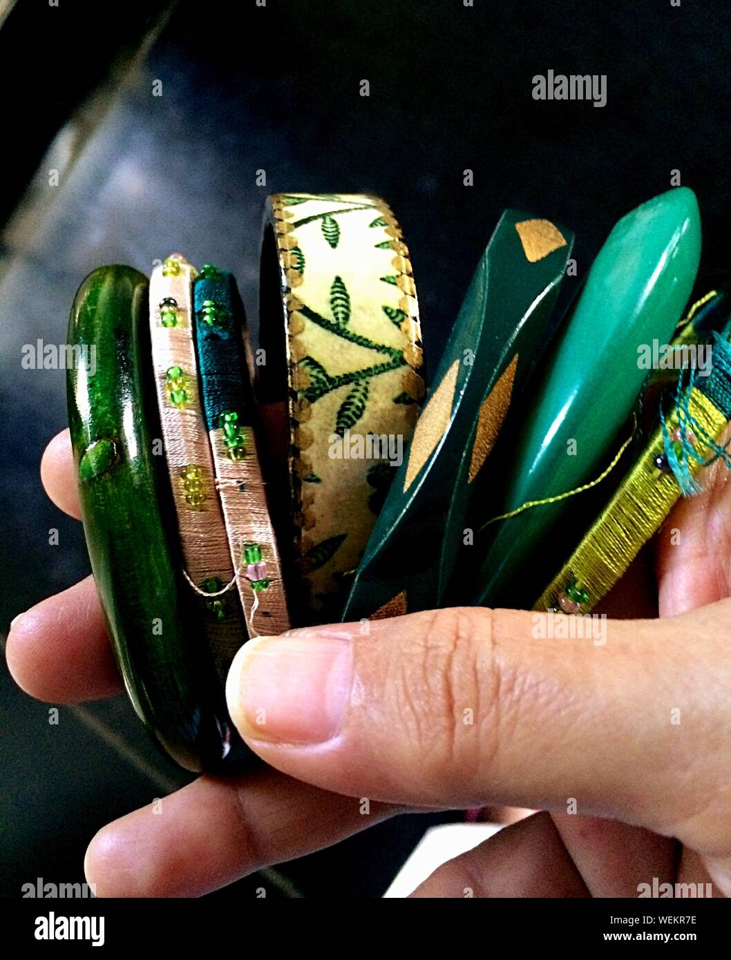 Hand bangles hi-res stock photography and images - Alamy