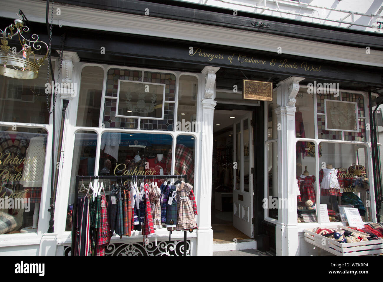 Cashmere shop hi-res stock photography and images - Alamy