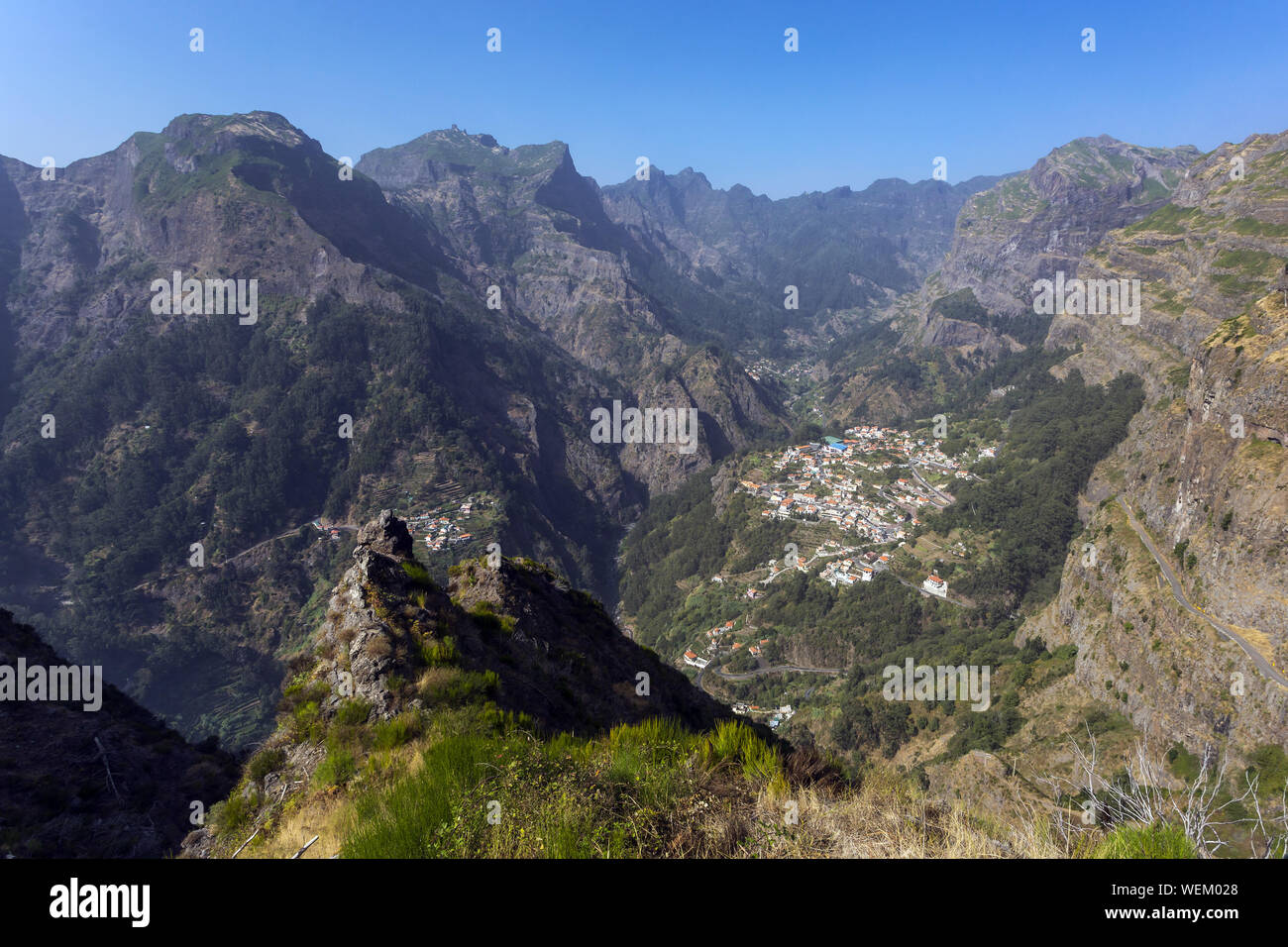 Nun island hi-res stock photography and images - Alamy