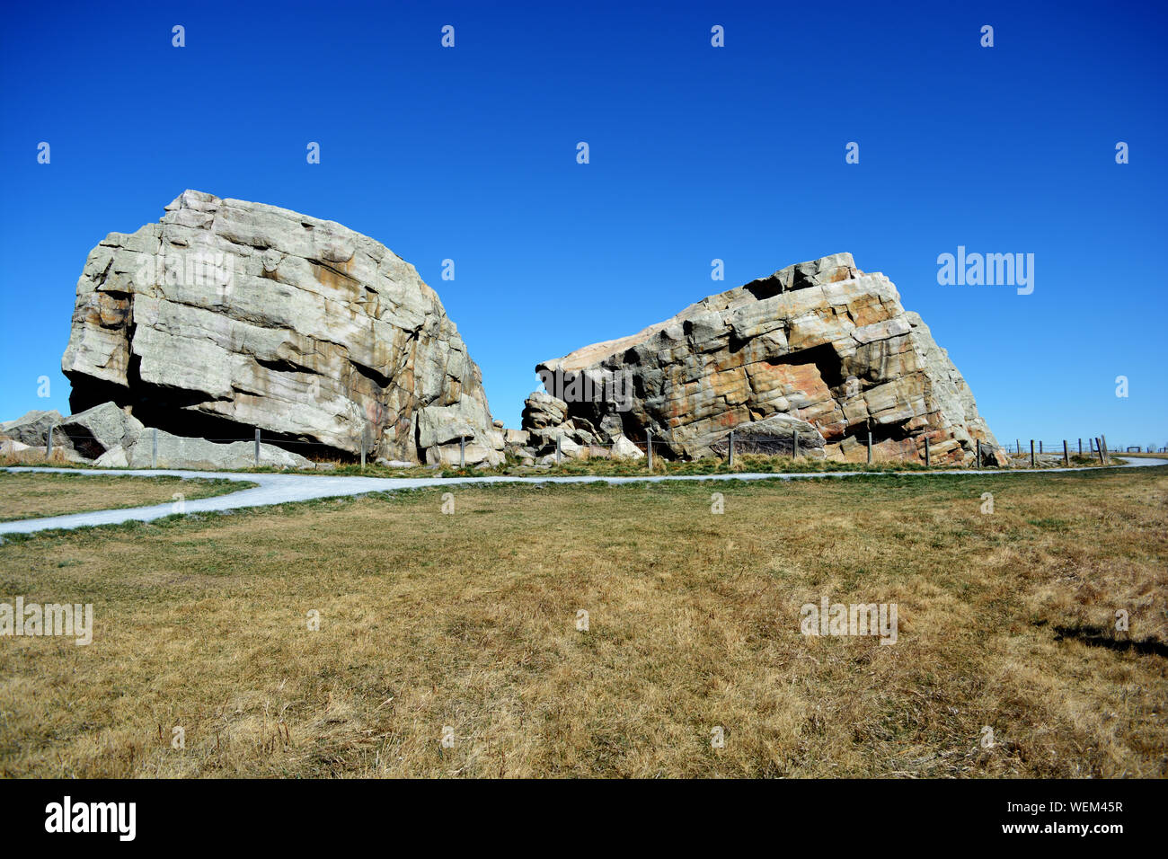 Glacial erratic rock hi-res stock photography and images - Alamy
