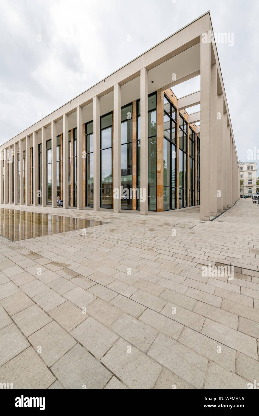 Wiesbaden congress centre hi-res stock photography and images - Alamy