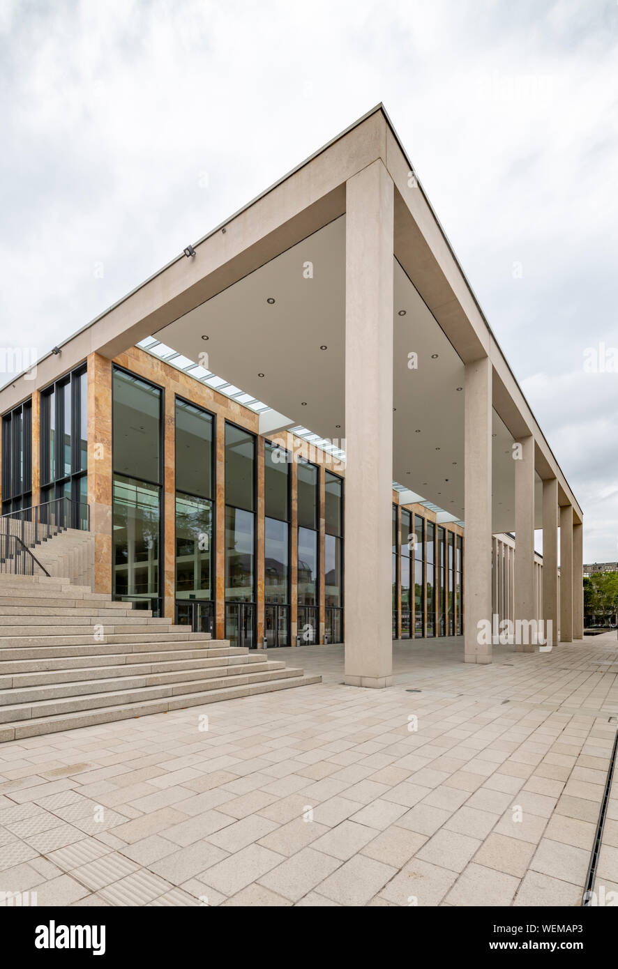 Rheinmain congresscentre hi-res stock photography and images - Alamy