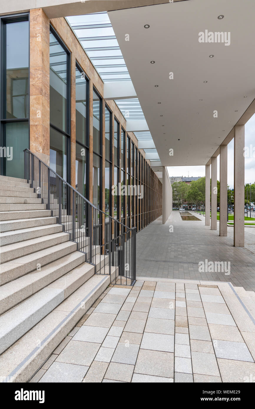 The RheinMain CongressCenter is a convention centre in Wiesbaden ...