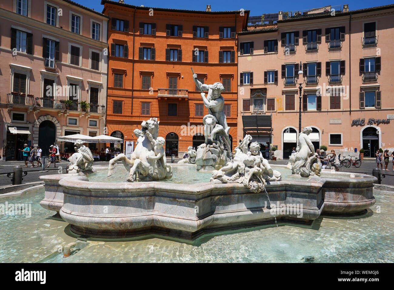 Fountain of Neptune on Piazza Navona, Rome, Italy Stock Photo - Alamy