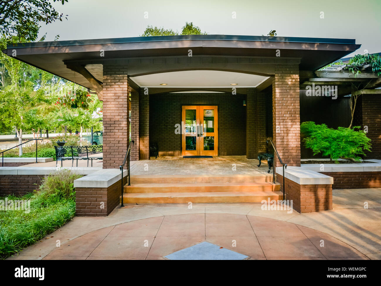 The impressive entrance to the modern building for the Elvis Presley ...
