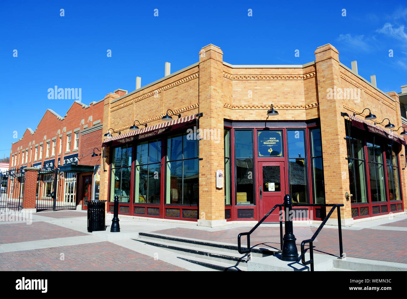 Vintage city block hi-res stock photography and images - Alamy