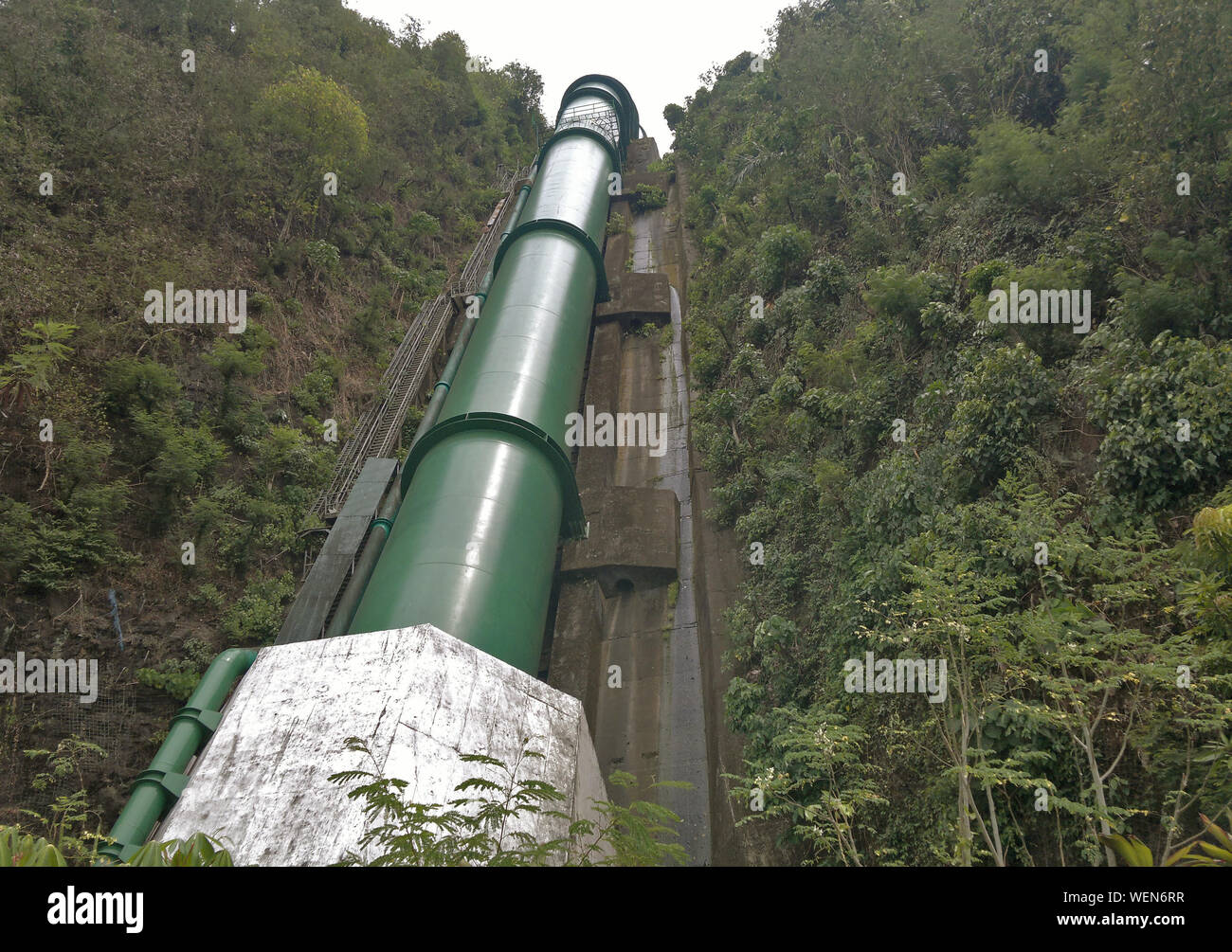 Hydro pipe hi-res stock photography and images - Alamy