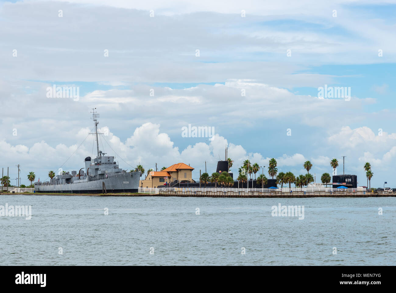 Submarine USS Seawolfand and destroyer USS Stewart at the Seawolf Park ...