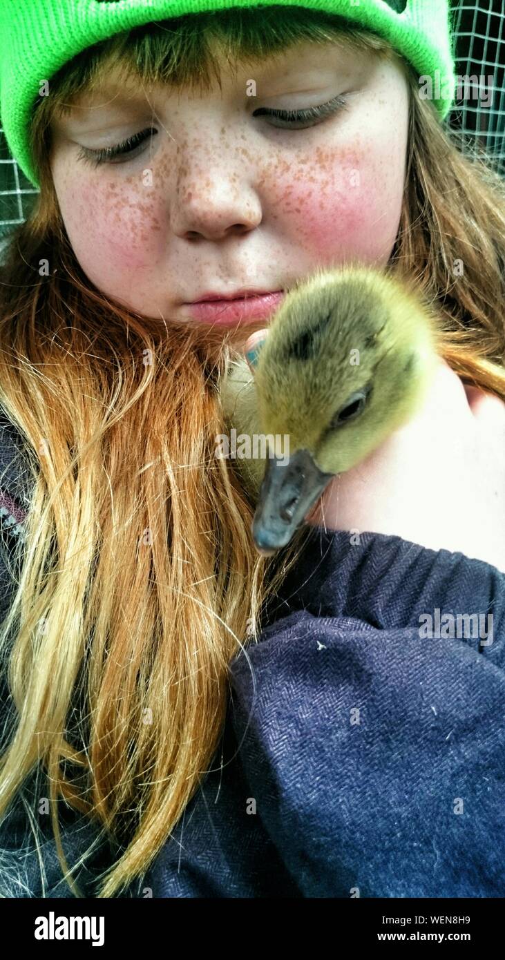 Girl duck hi-res stock photography and images - Alamy