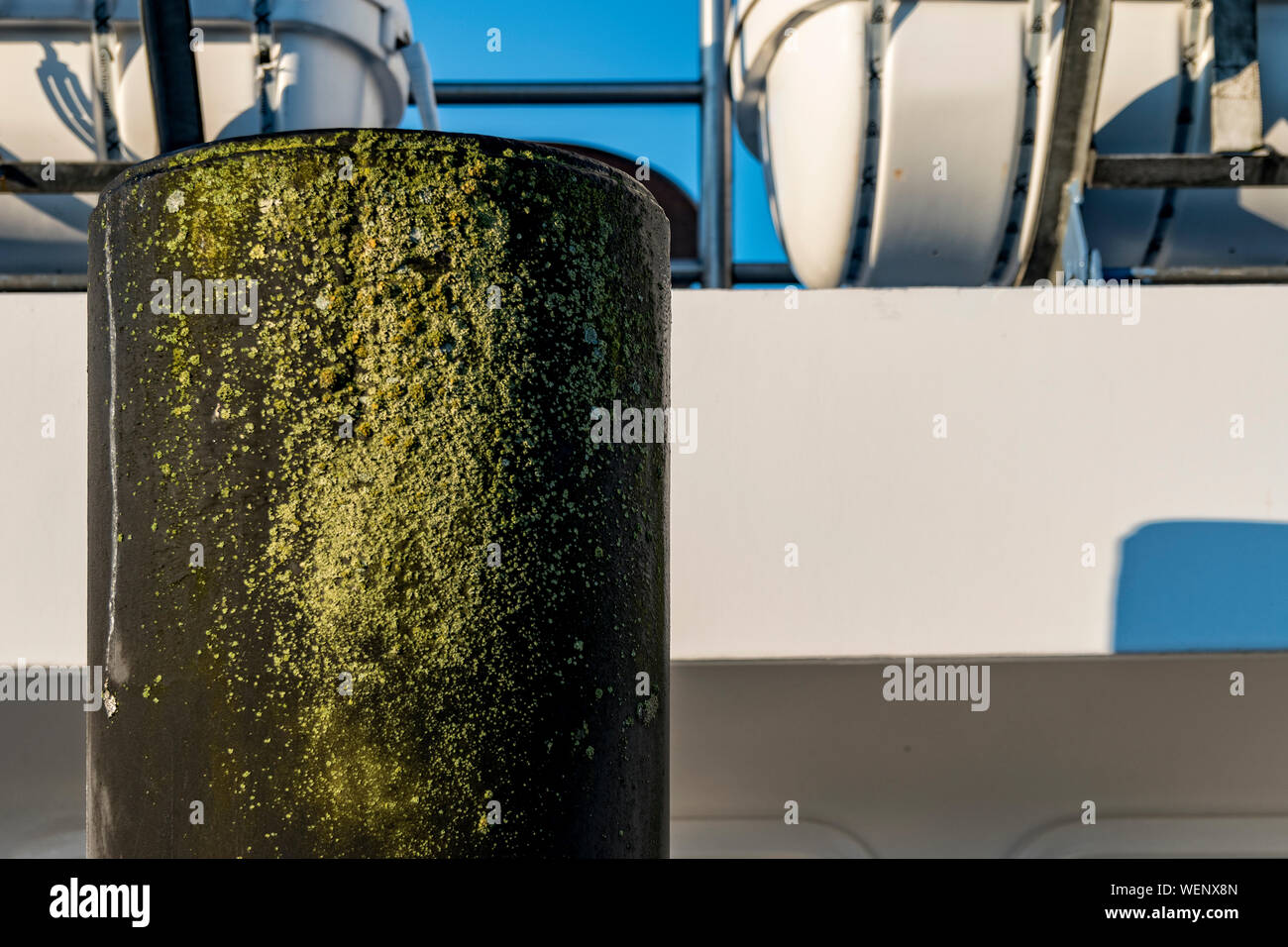 Smoke stack ship hi-res stock photography and images - Alamy