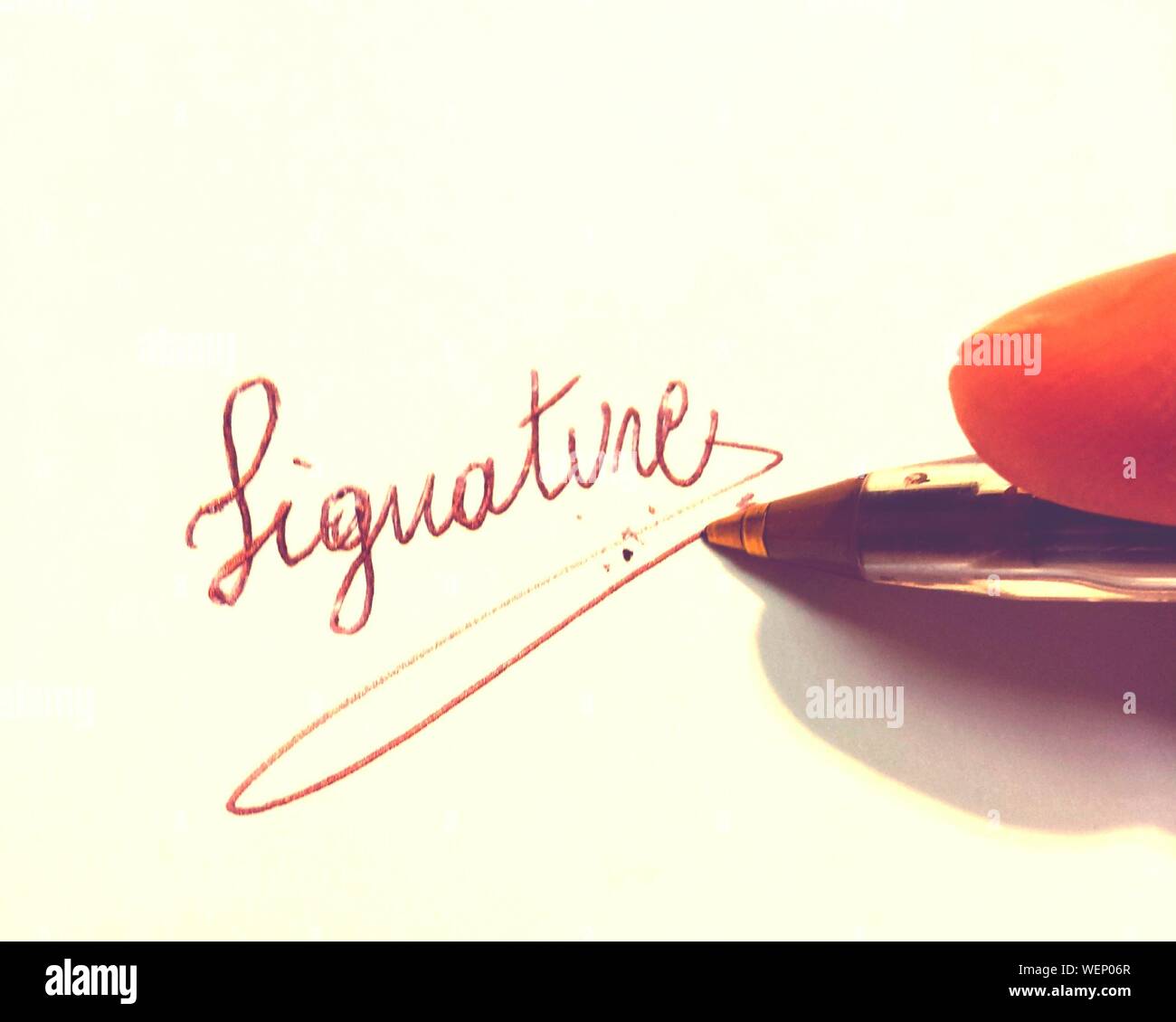 Hand signature hi-res stock photography and images - Alamy