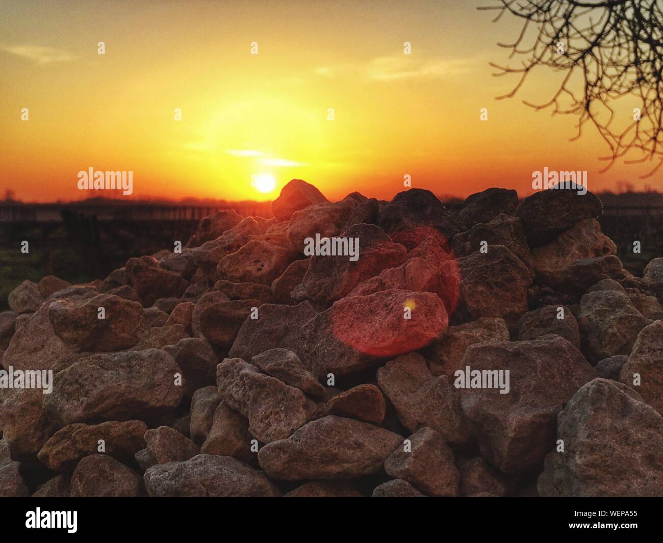 Pile of field stones hi-res stock photography and images - Alamy