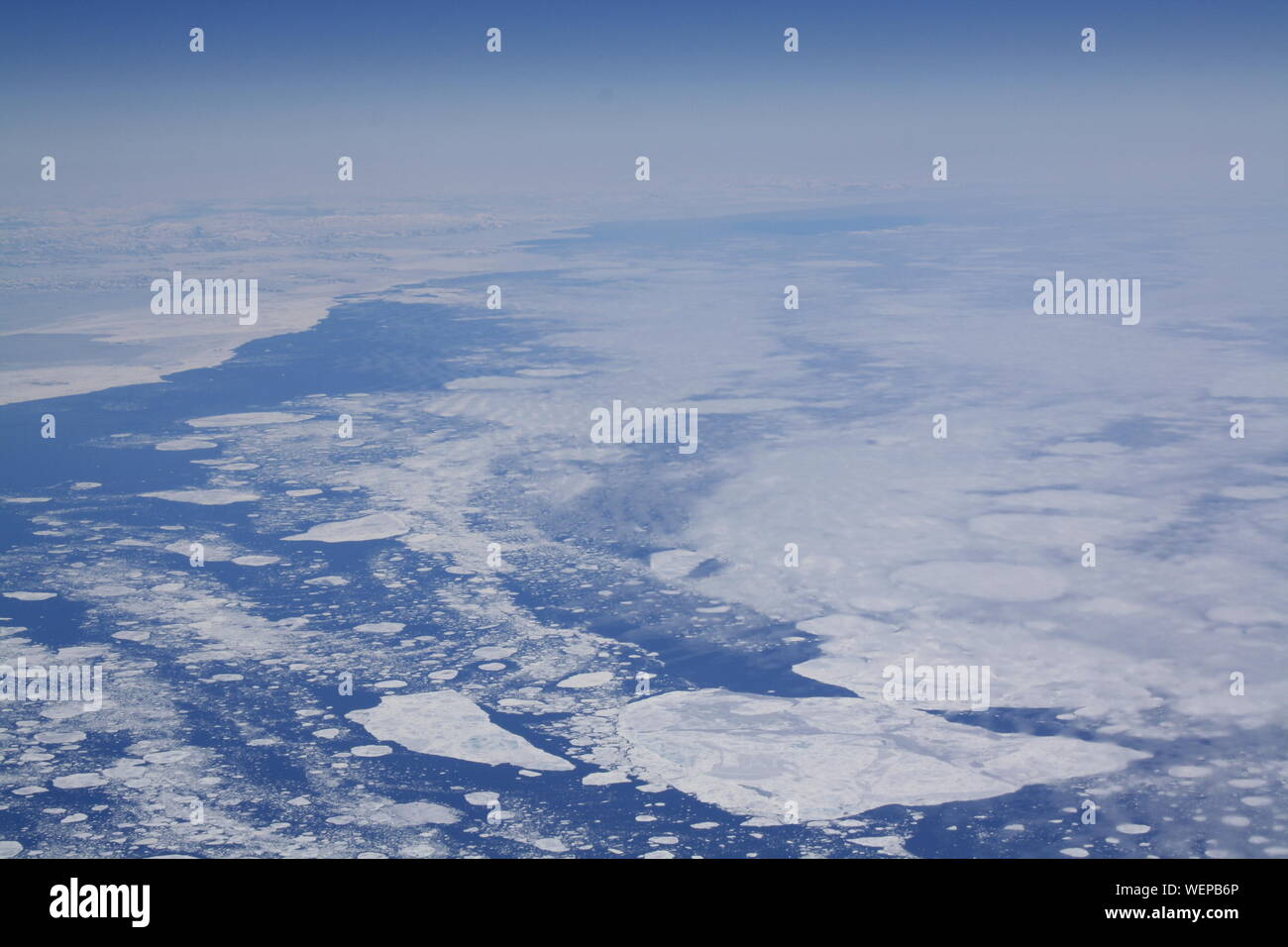 Float on sea hi-res stock photography and images - Alamy