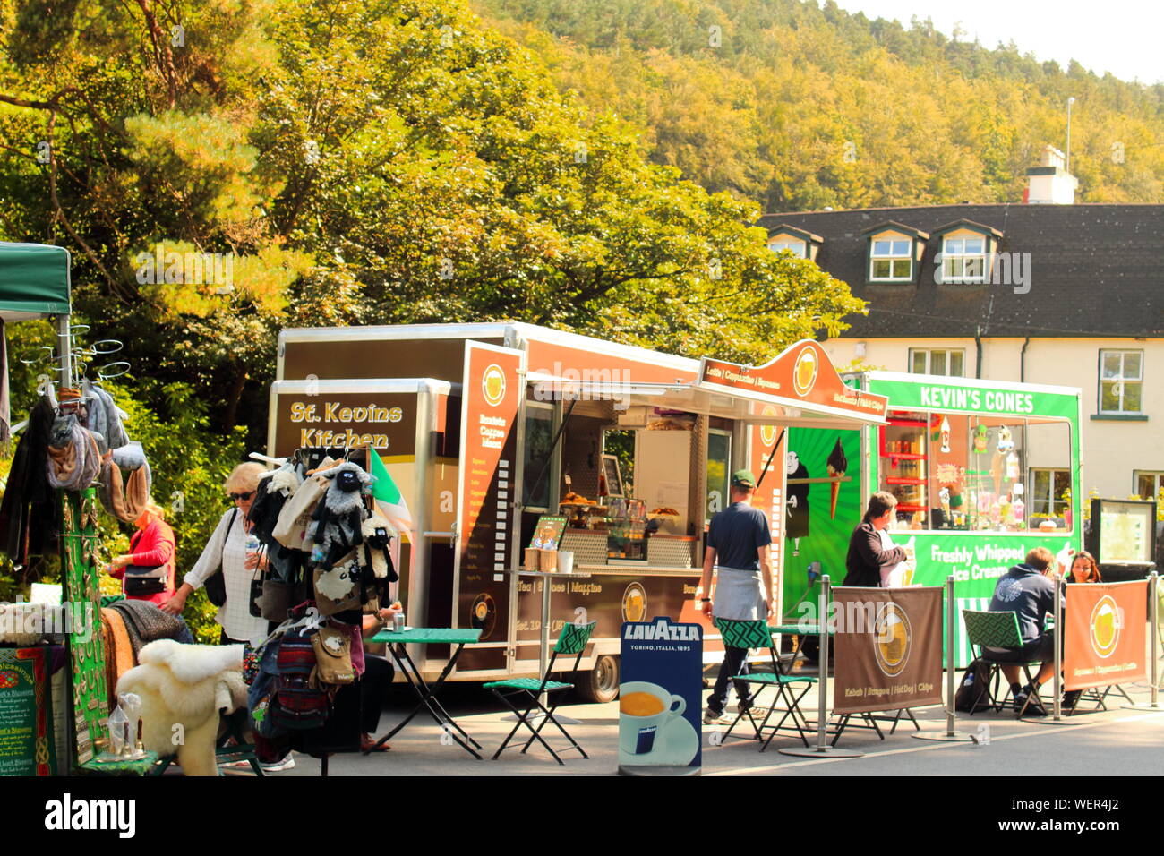 Country street market Stock Photo - Alamy