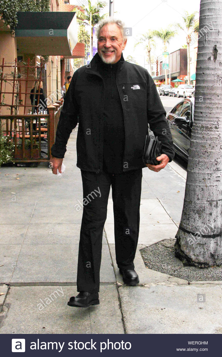 Tom Jones 1960s Stock Photos & Tom Jones 1960s Stock Images - Alamy