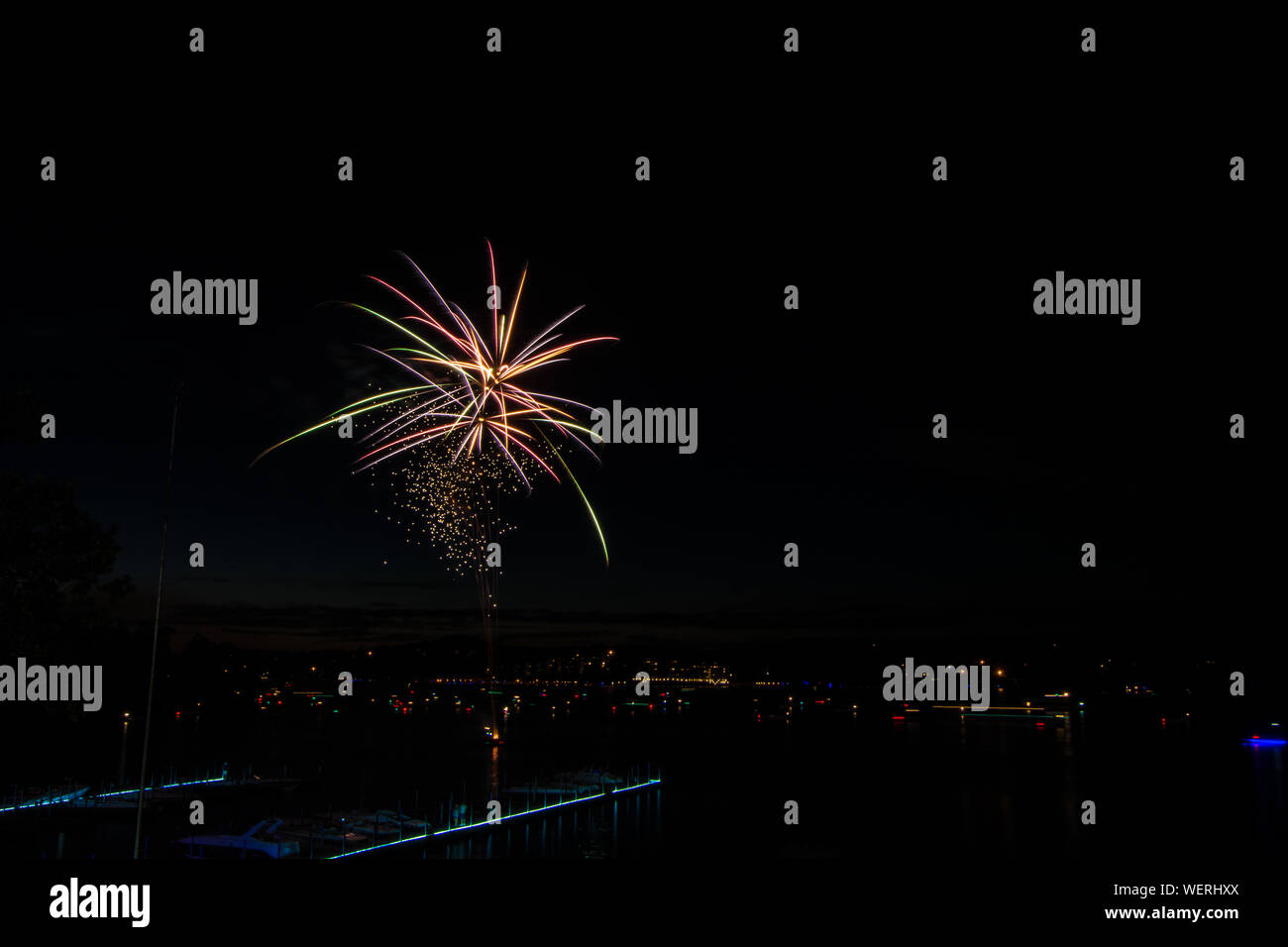 Water crackers hi-res stock photography and images - Alamy