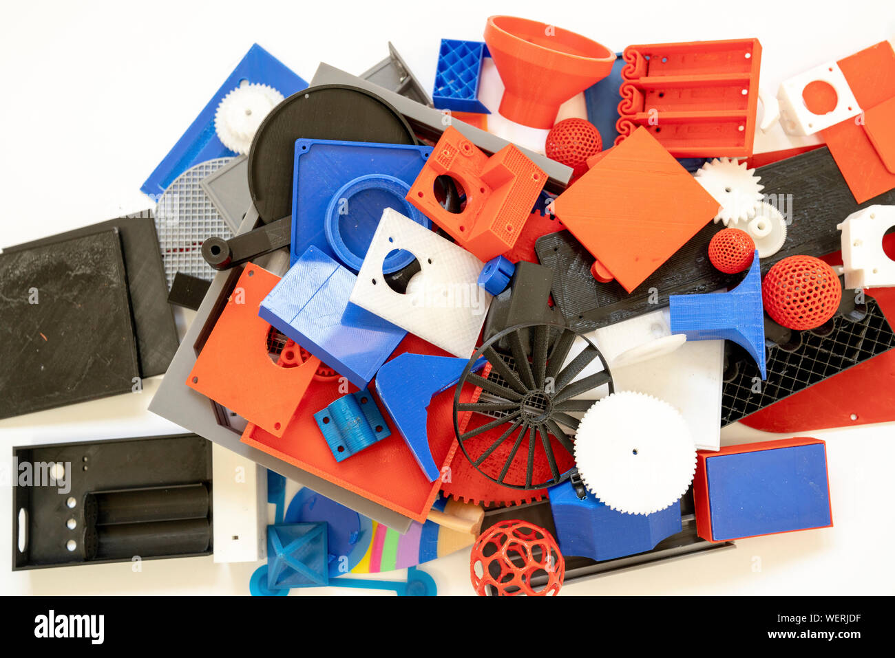 Plastic waste pile hi-res stock photography and images - Alamy