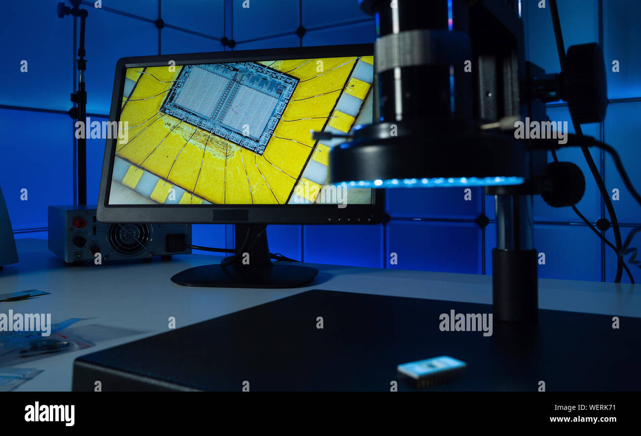 Quality control inspection electronic circuit hi-res stock photography ...