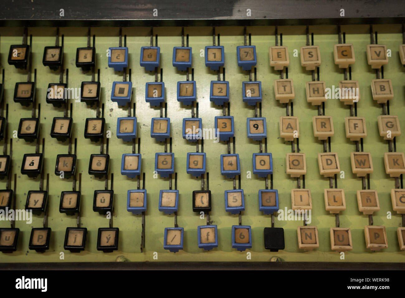 Vintage computer keyboard hi-res stock photography and images - Alamy