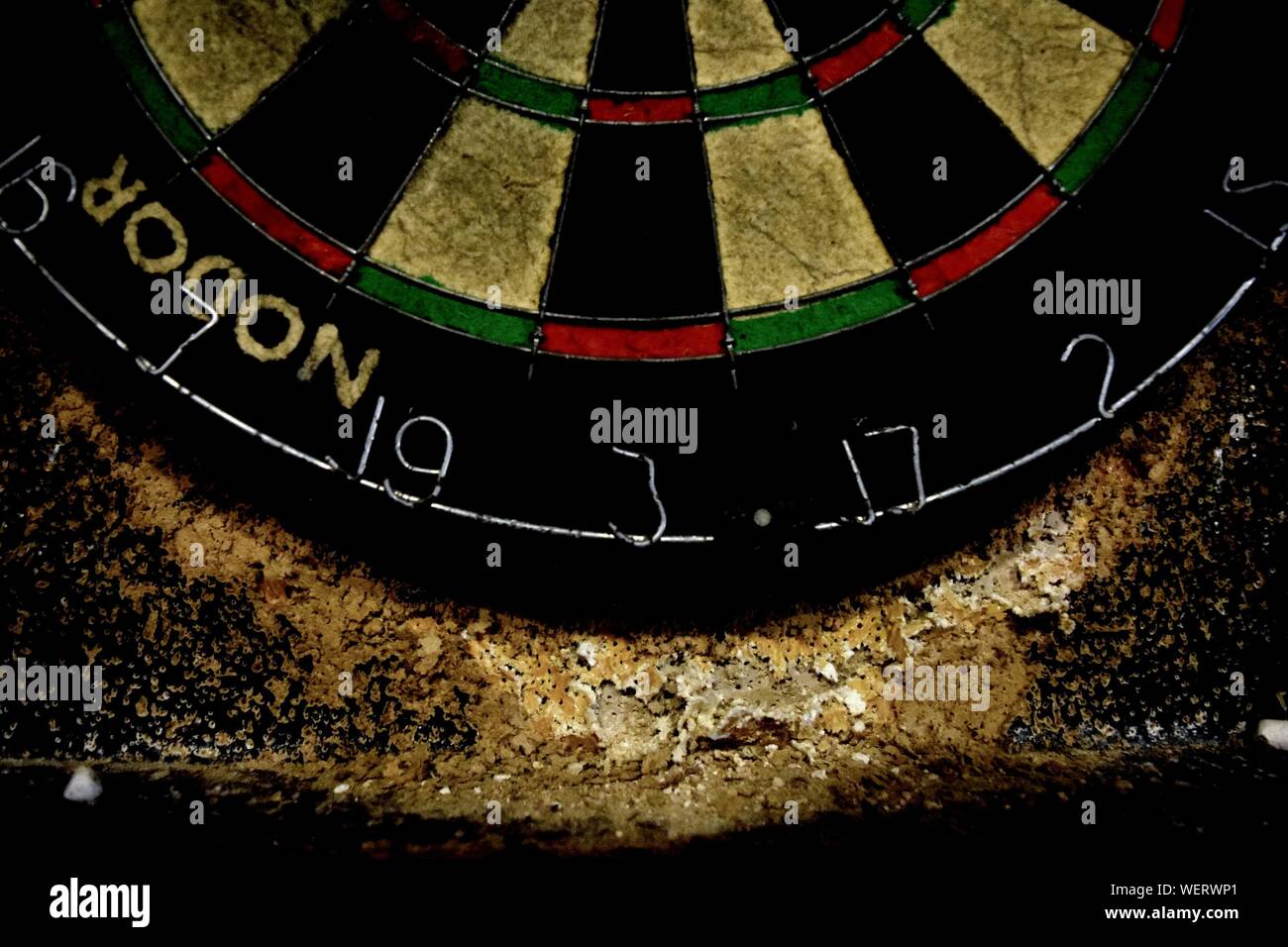 Dartboard hi-res stock photography and images - Alamy Dartboard hi-res stock photography and images - Alamy