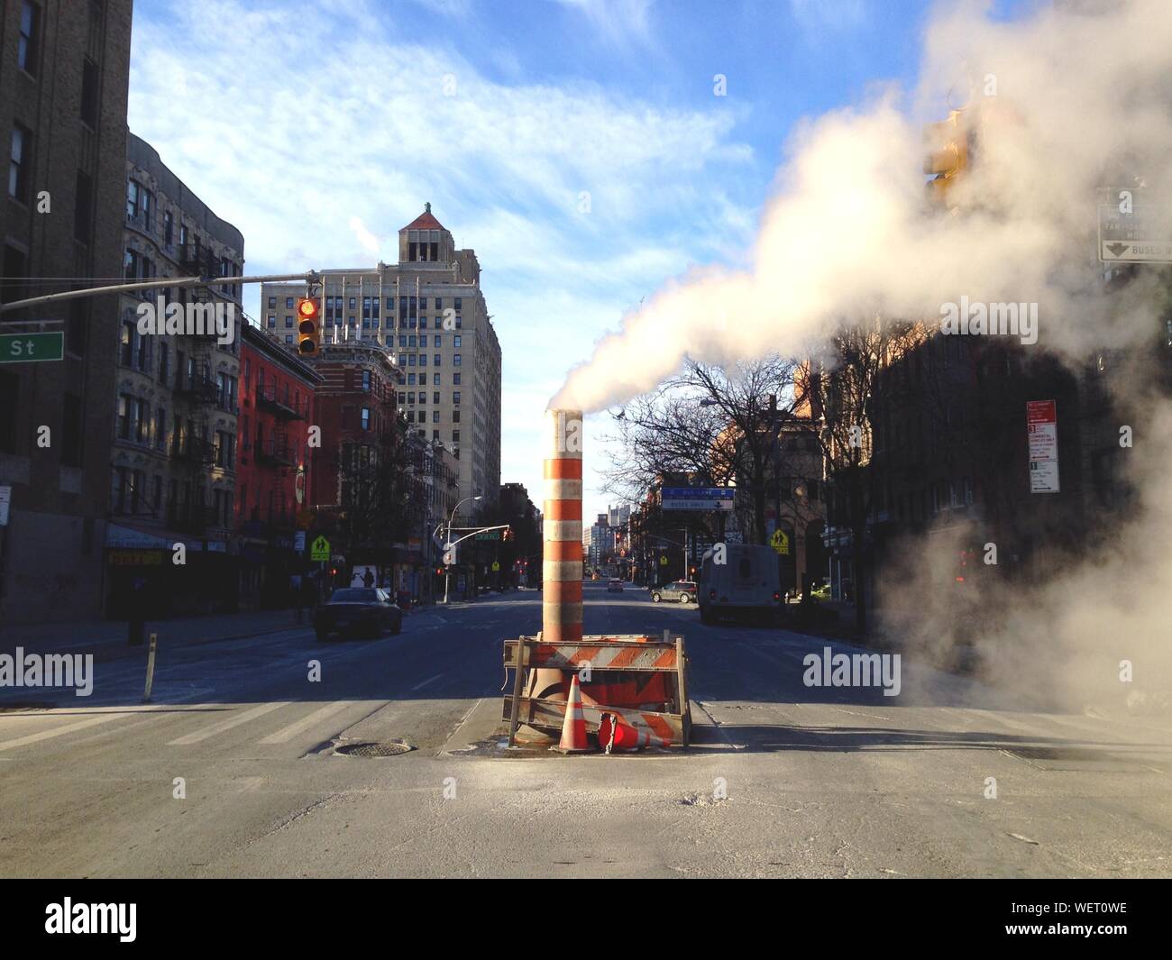 Construction smoke hi-res stock photography and images - Alamy