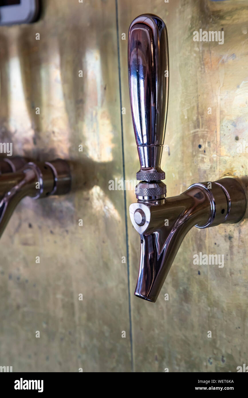 Beer faucet hi-res stock photography and images - Alamy