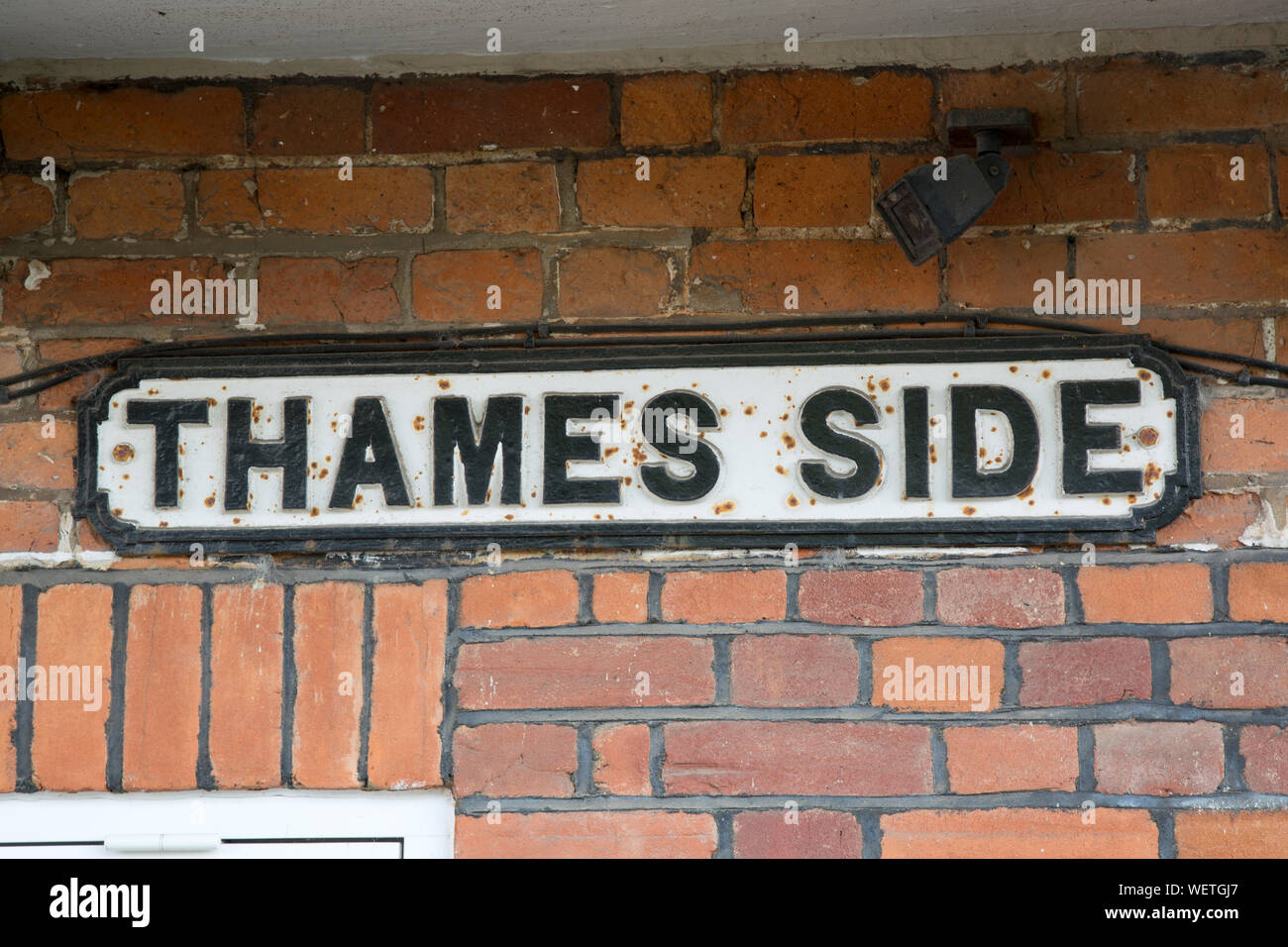 Thames Side Street Sign; Windsor; London; England; UK Stock Photo - Alamy