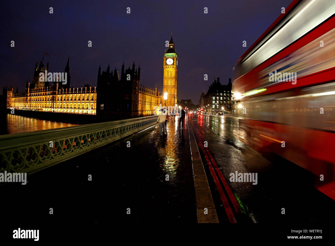 Big ben red bus in hi-res stock photography and images - Alamy