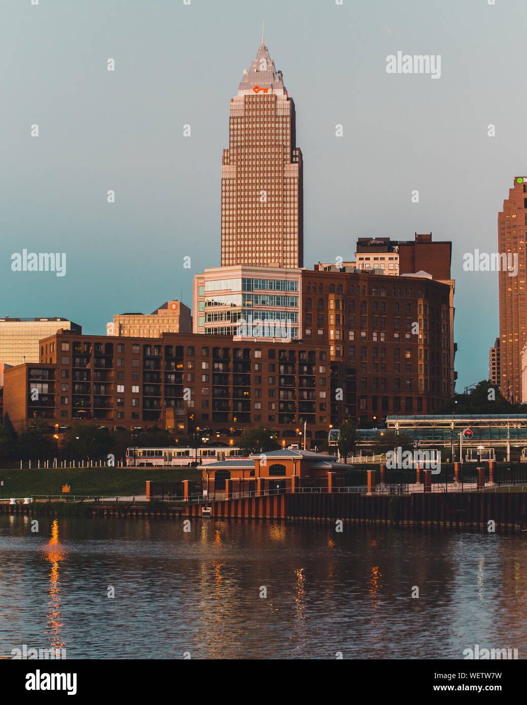 Key Tower at Sunset in Cleveland, Ohio Stock Photo - Alamy