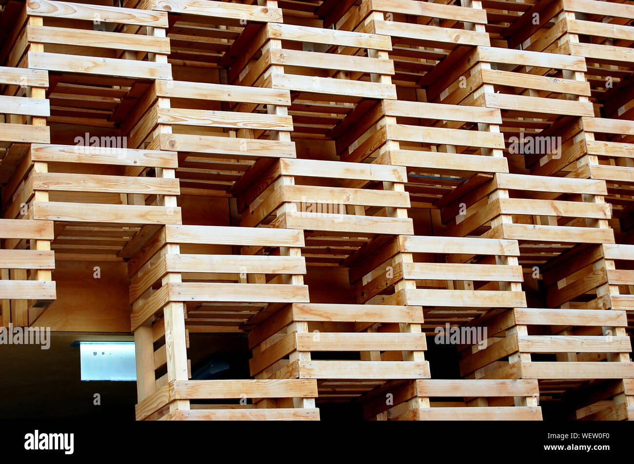 Contemporary wooden building hi-res stock photography and images - Alamy