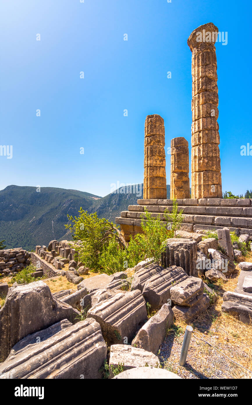Delphi museum apollo hi-res stock photography and images - Alamy