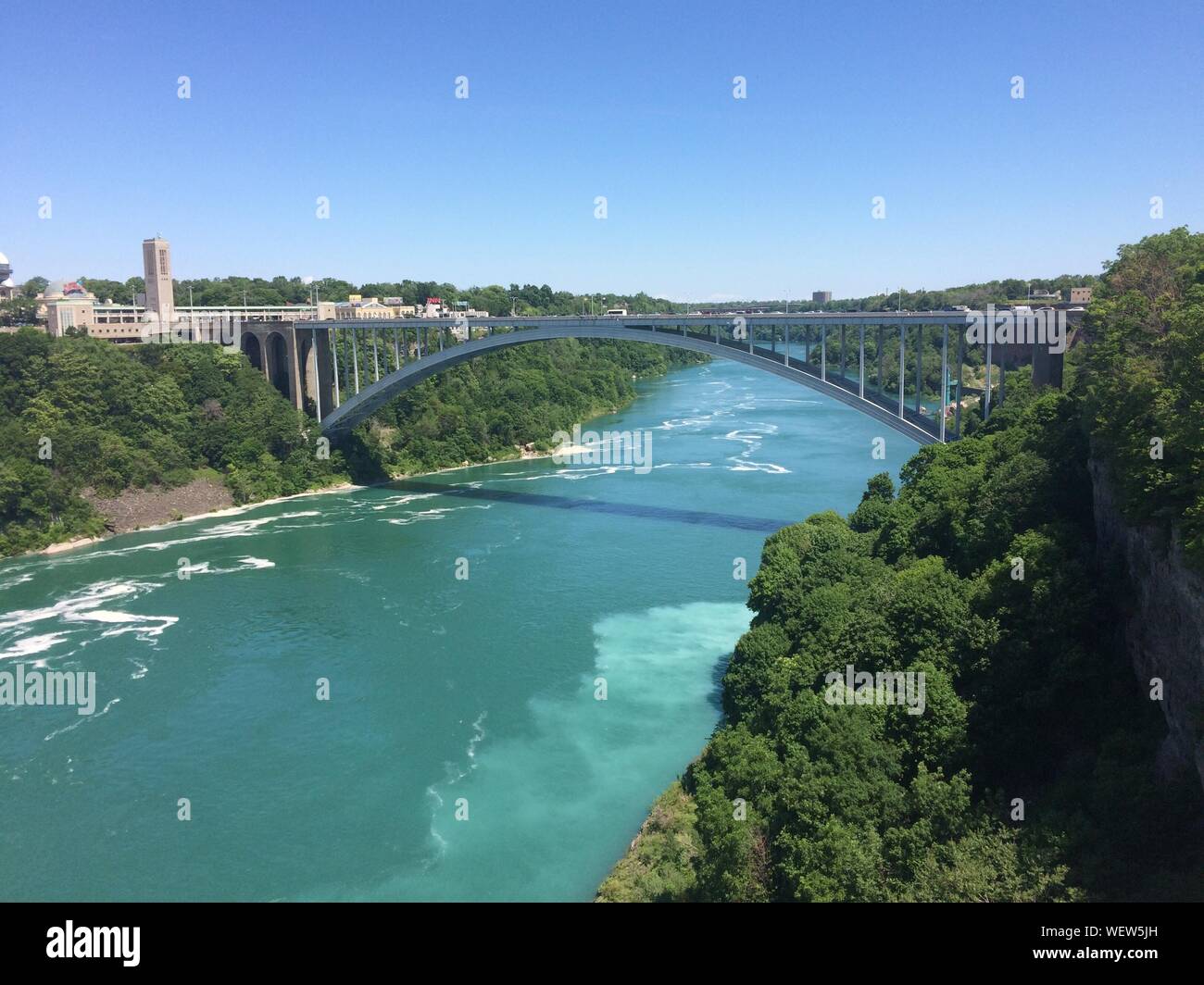 Bridge niagara hi-res stock photography and images - Alamy