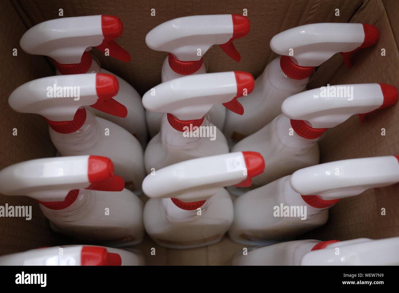 Spray Box High Resolution Stock Photography and Images - Alamy