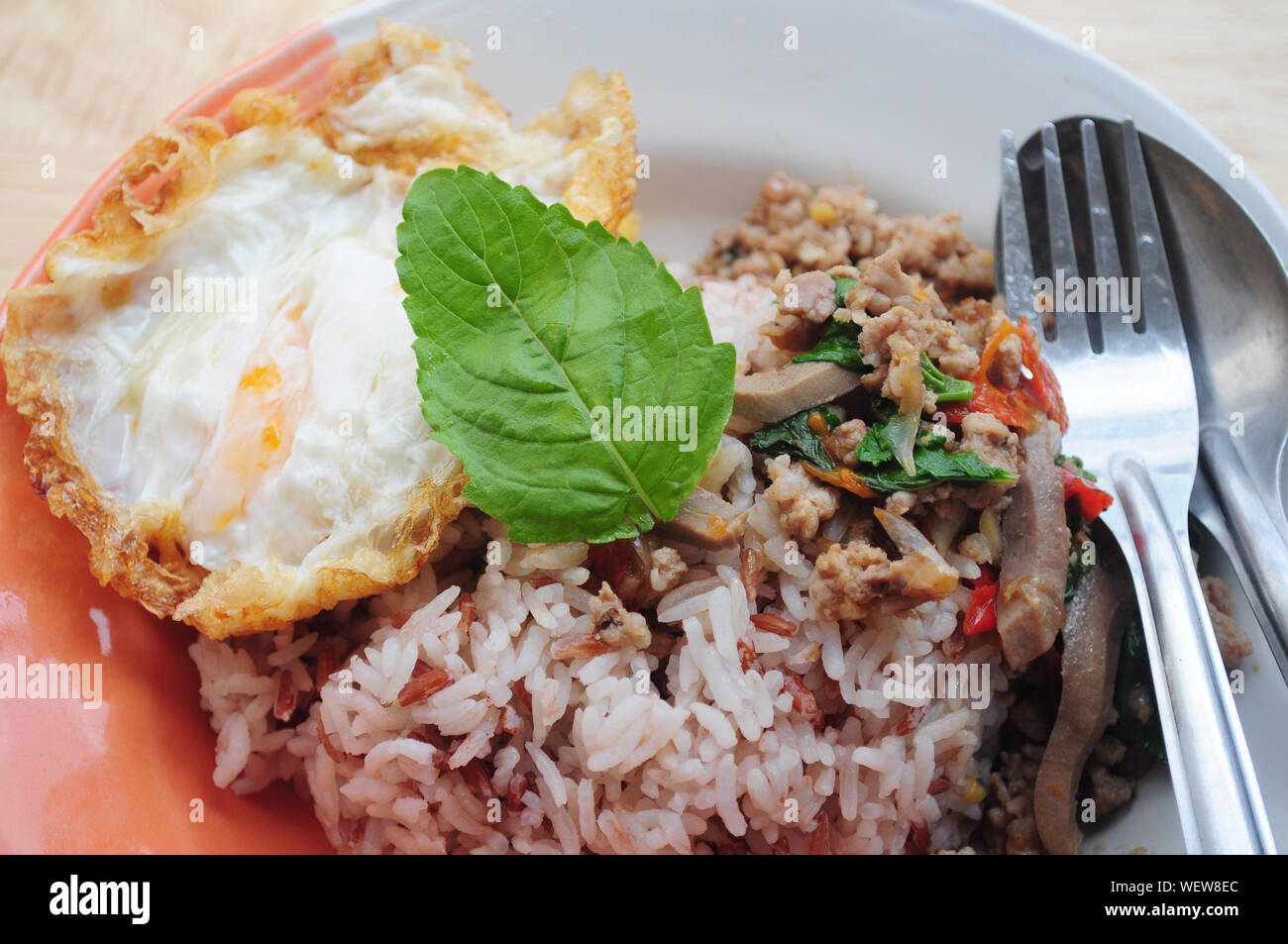 Kao pad kra prao hi-res stock photography and images - Alamy