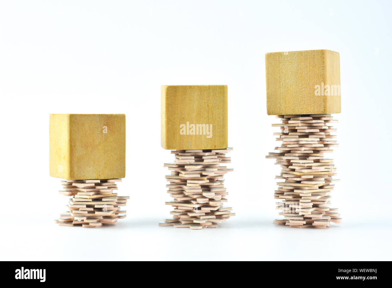 Stack jigsaw puzzle pieces hi-res stock photography and images - Alamy