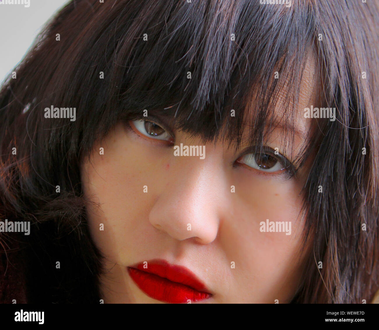 Model pout hi-res stock photography and images - Alamy