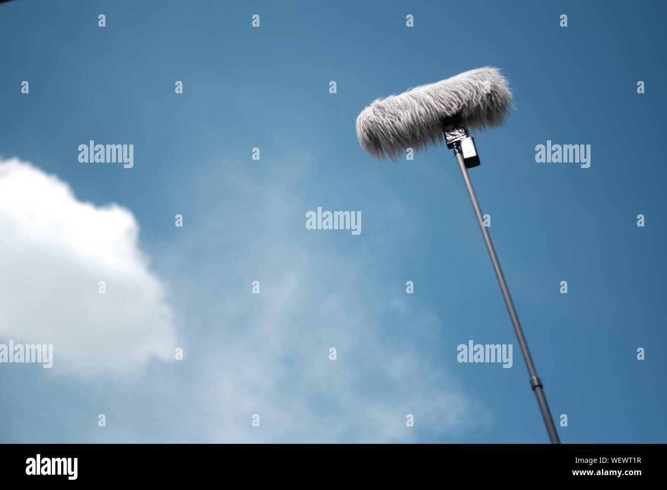Sky microphone hi-res stock photography and images - Alamy