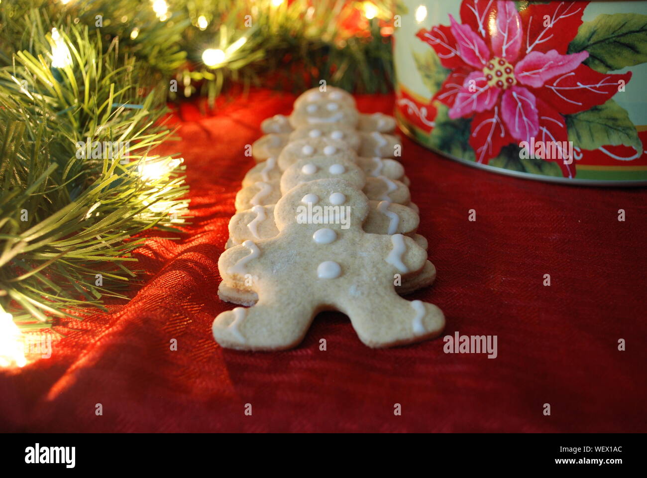 Gingerbread biscuits container hi-res stock photography and images - Alamy