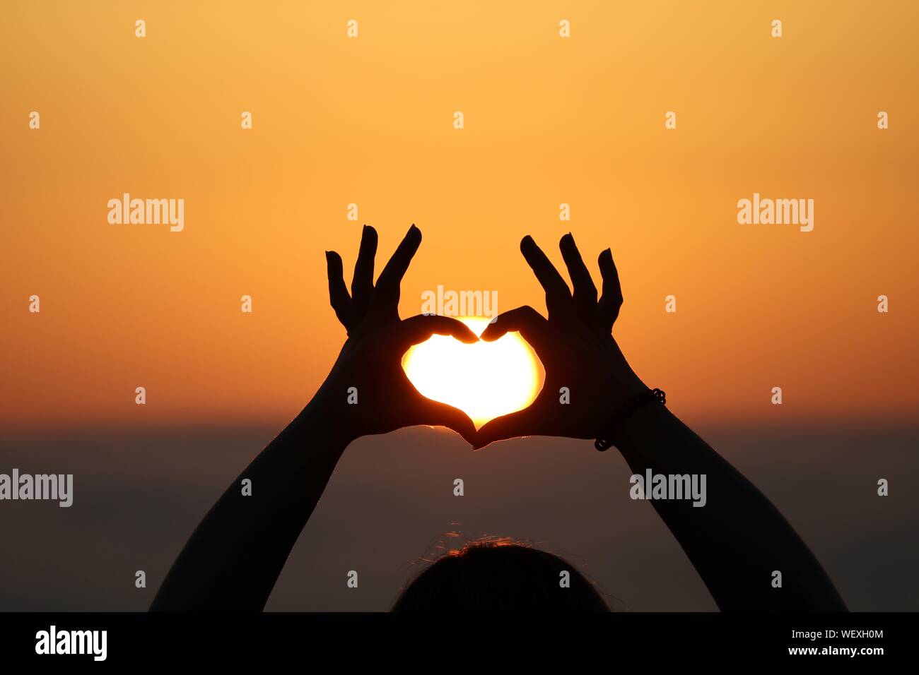 Shape sun hi-res stock photography and images - Alamy