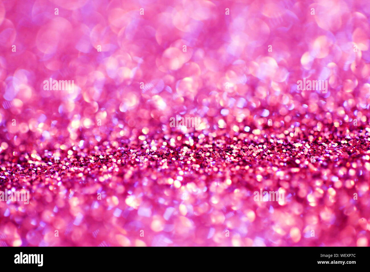 Pink glitter hi-res stock photography and images - Alamy