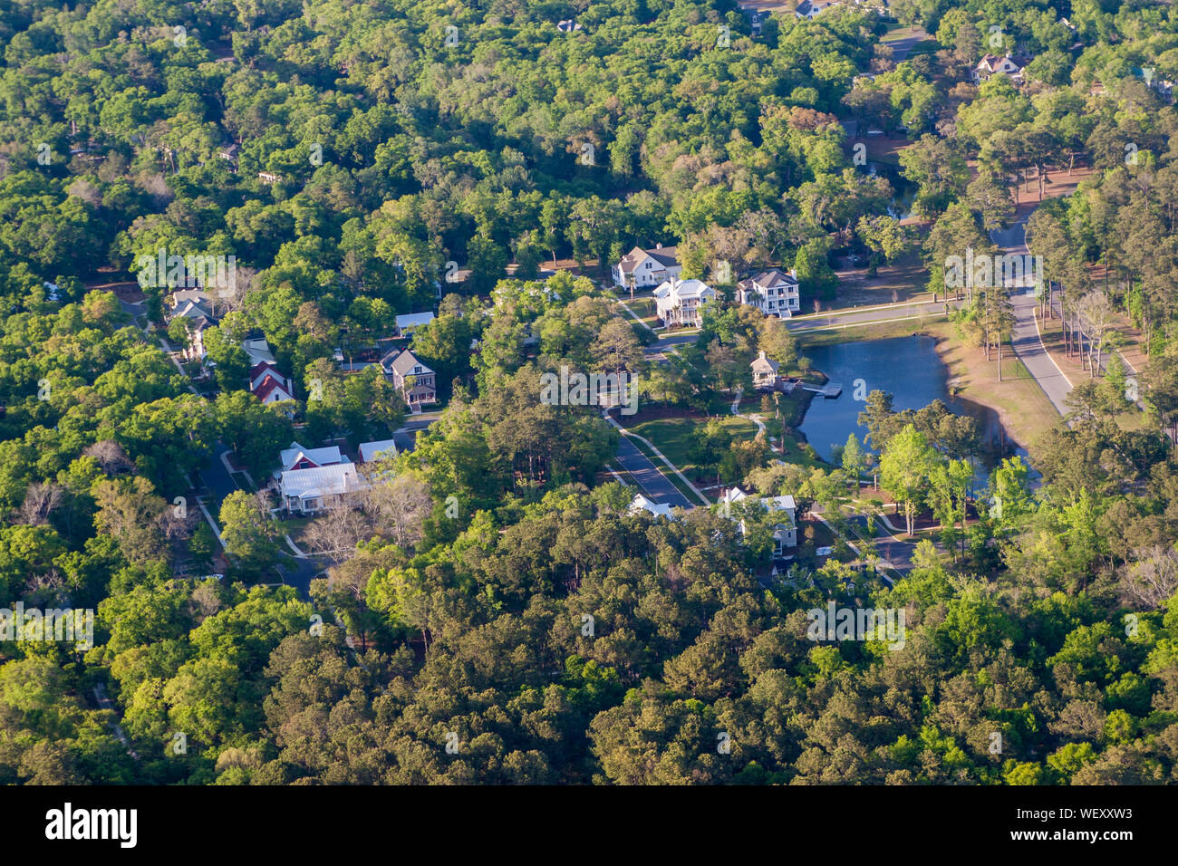 aerial view of neighborhood with nice homes and lake Stock Photo - Alamy