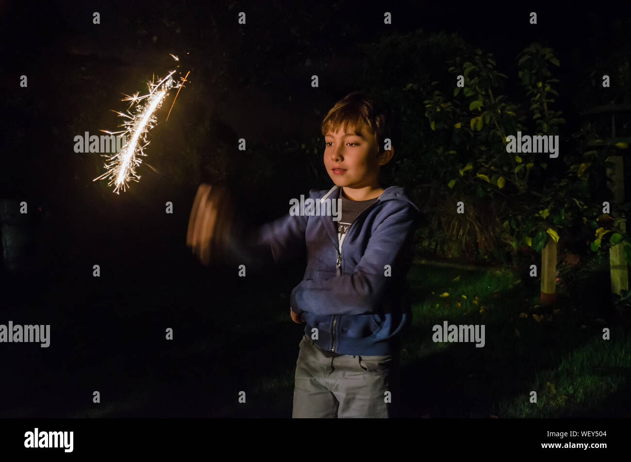 Sparkler boy hi-res stock photography and images - Alamy