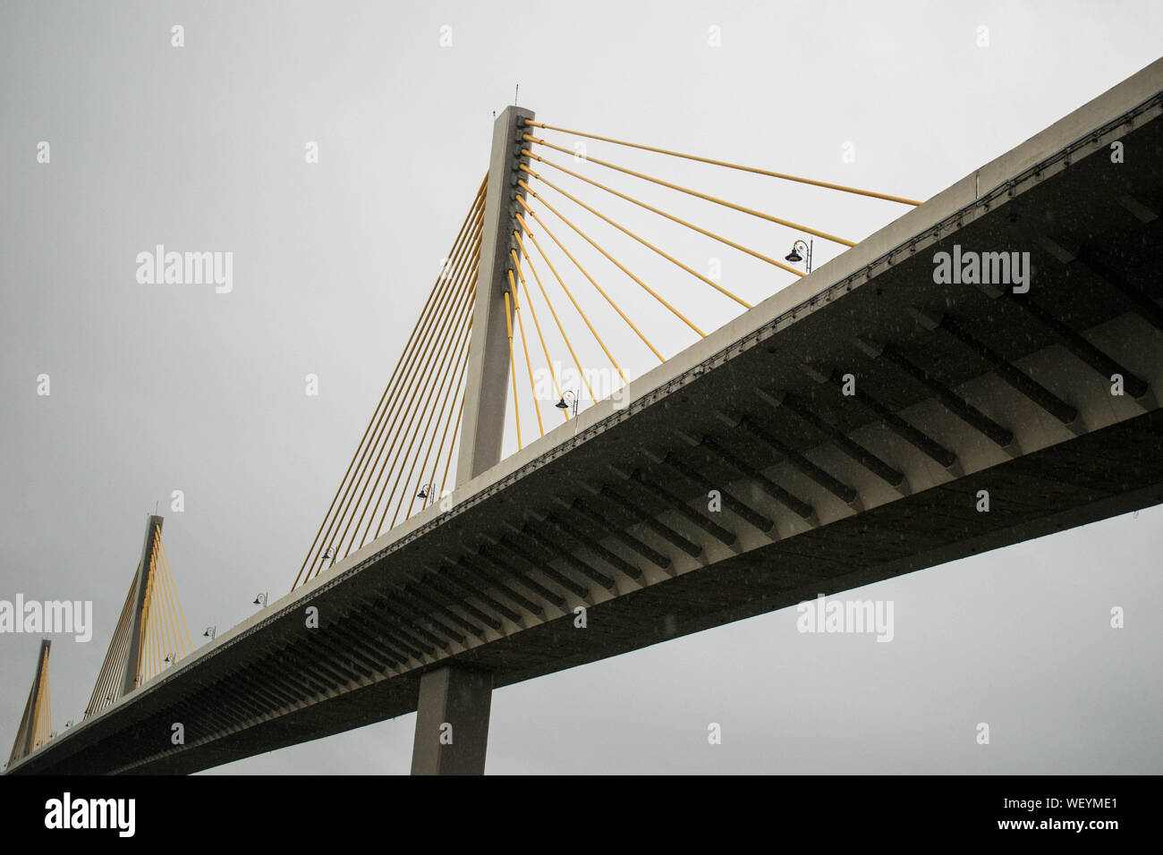 Bridge over sea india hi-res stock photography and images - Alamy