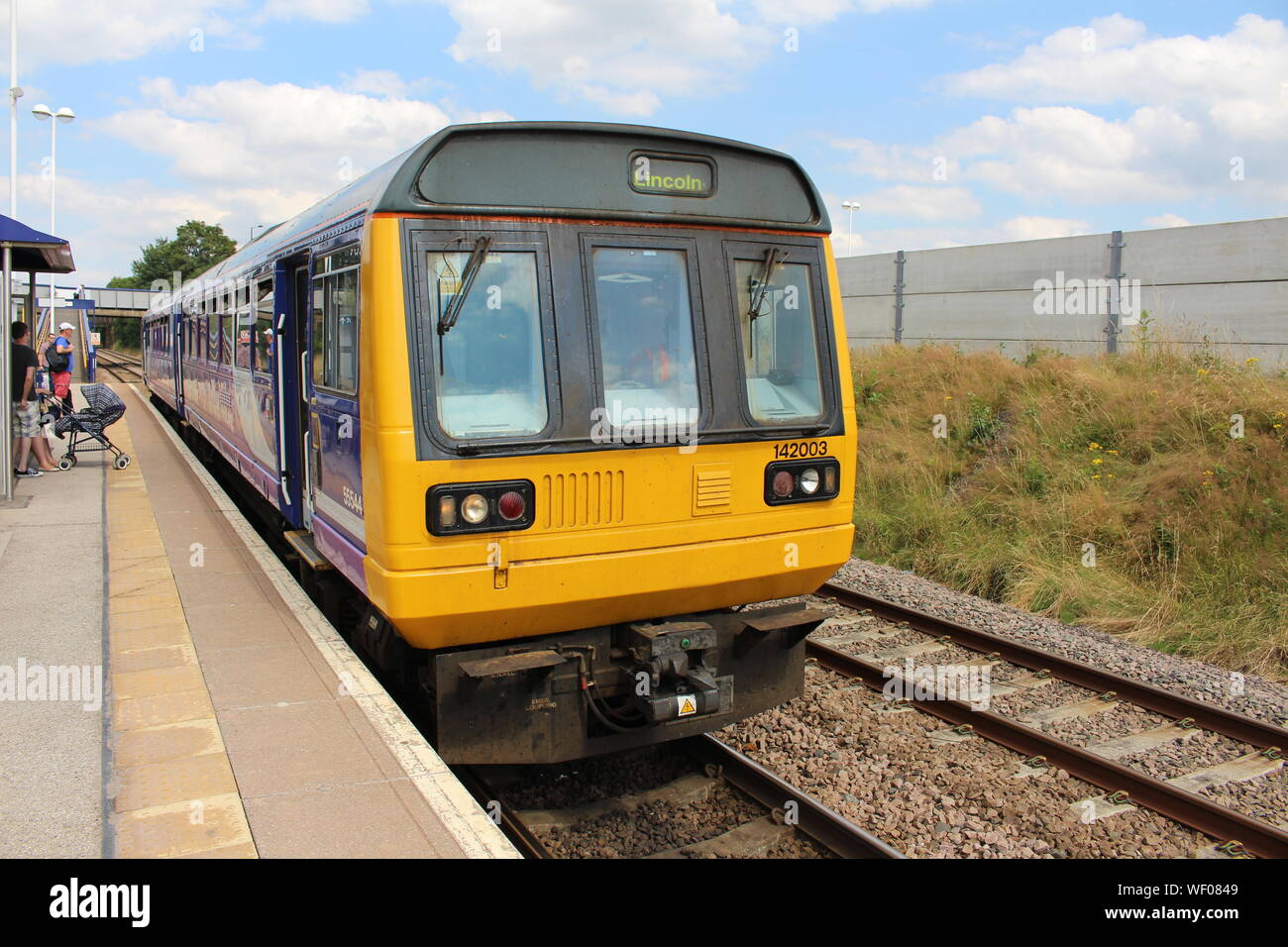 Northern rail 142003 hi-res stock photography and images - Alamy
