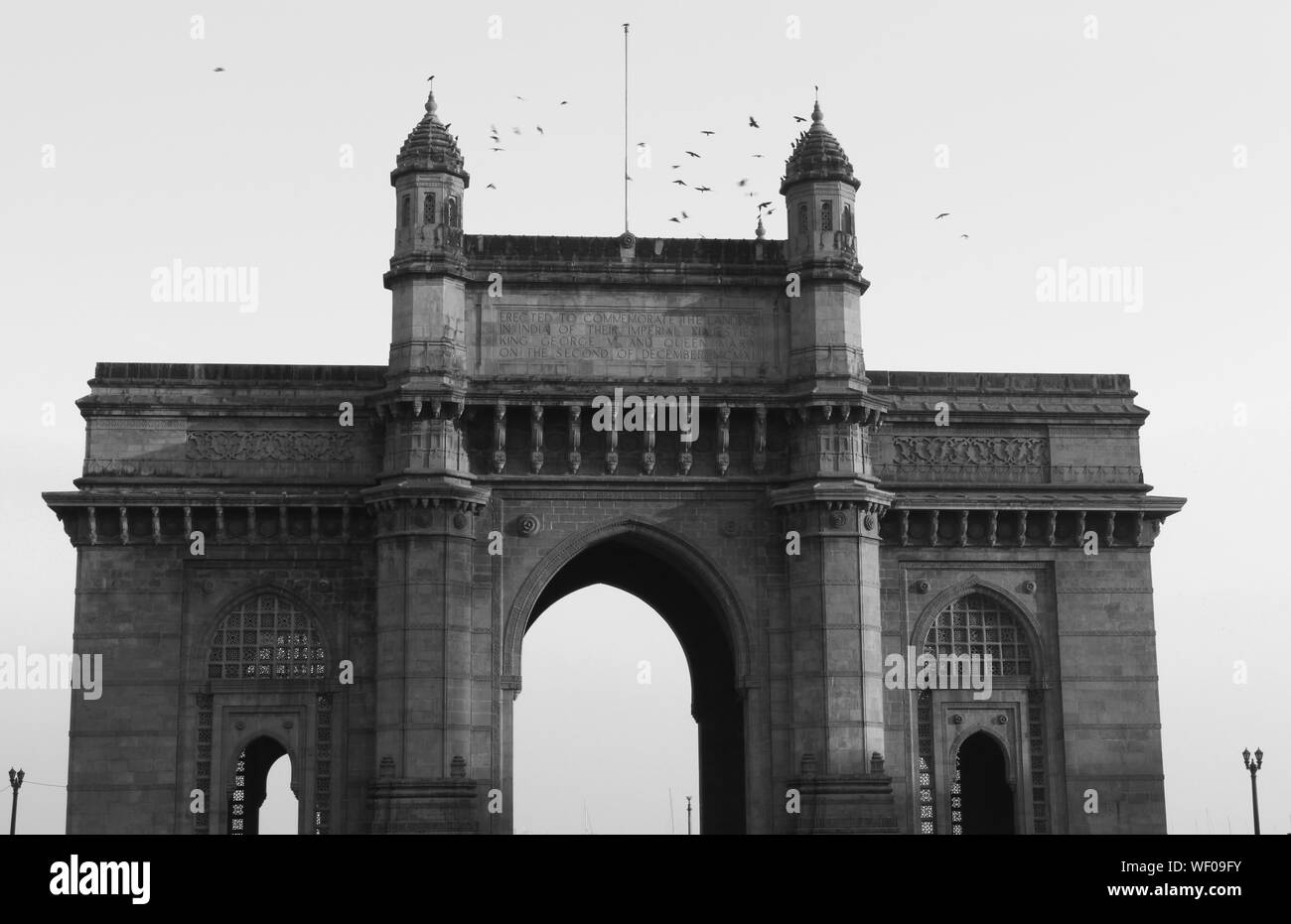 Gateway Of India Black and White Stock Photos & Images - Alamy