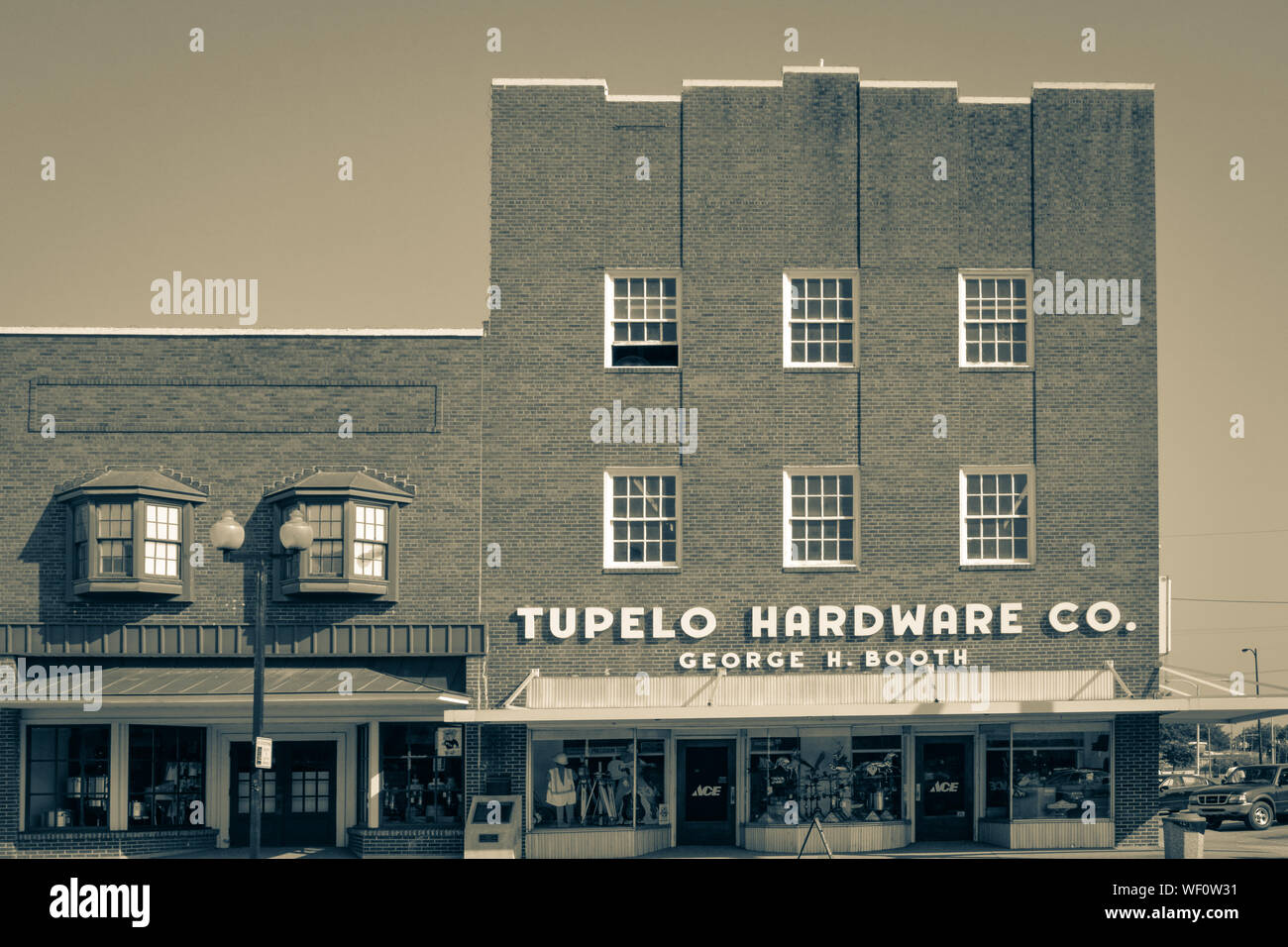 Tupelo hardware co hi-res stock photography and images - Alamy