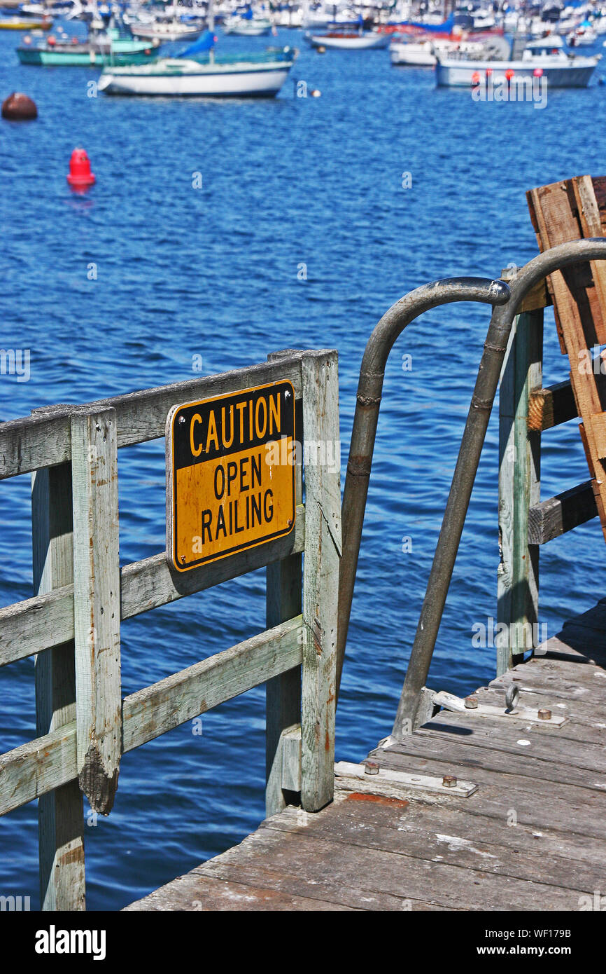 Warning on railing hi-res stock photography and images - Alamy