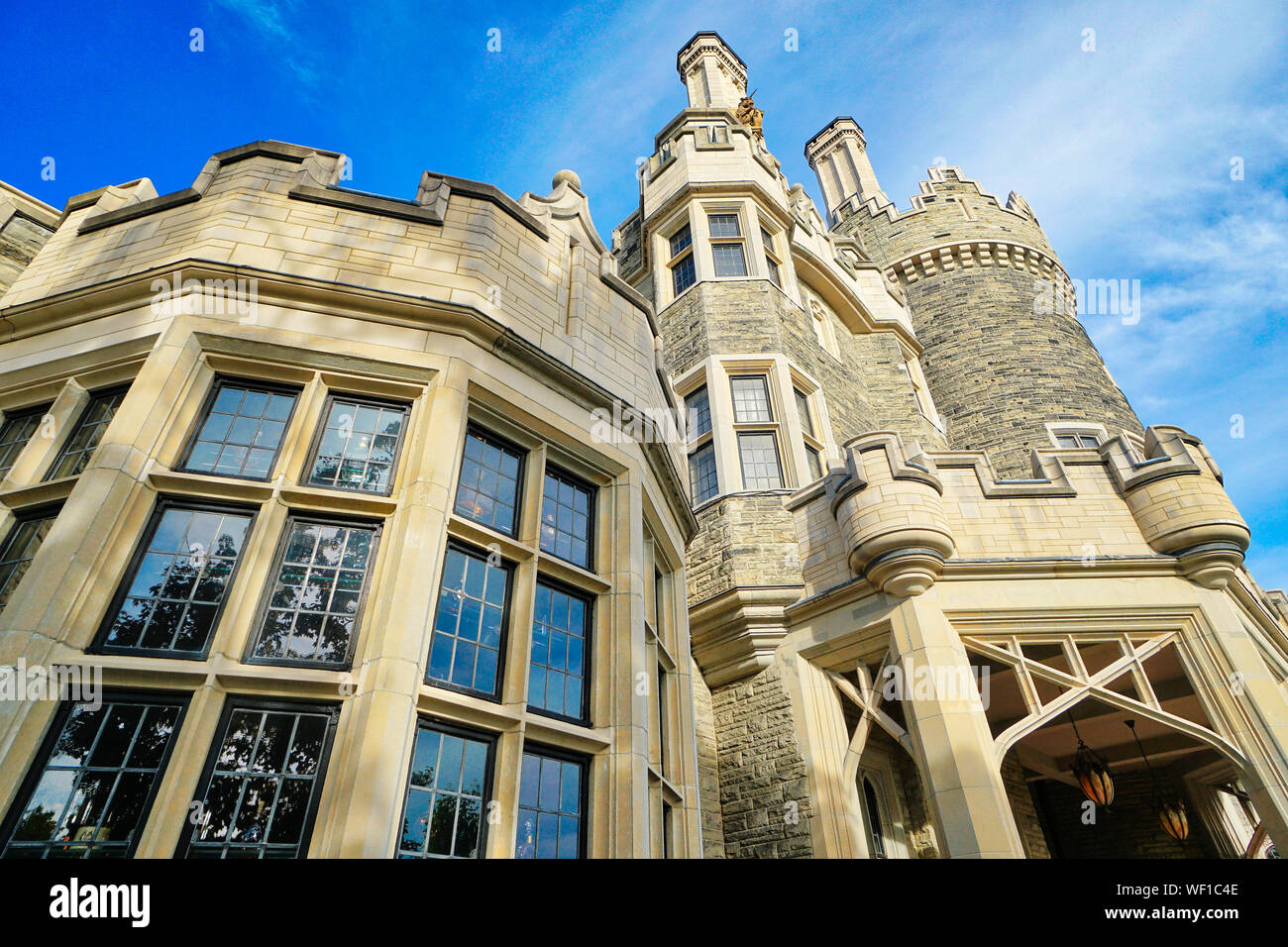 Lennox castle hi-res stock photography and images - Alamy